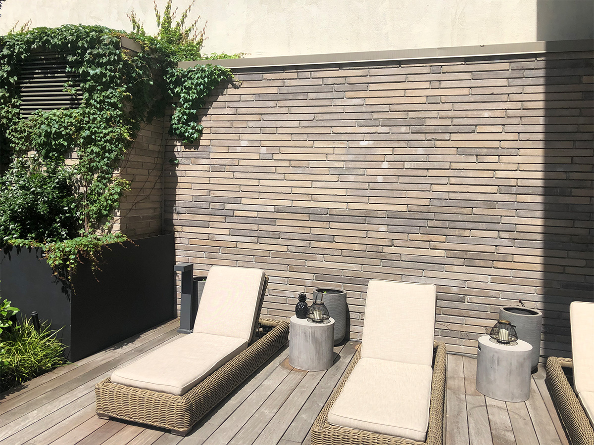 MIDNIGHT GREY - ARCHITECTURAL LINEAR SERIES BRICK - Arriscraft